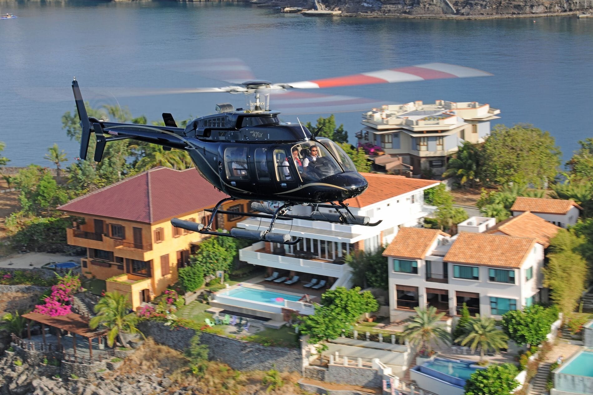 Bell 407 - Public Safety & Utility Helicopter Elevating Technology