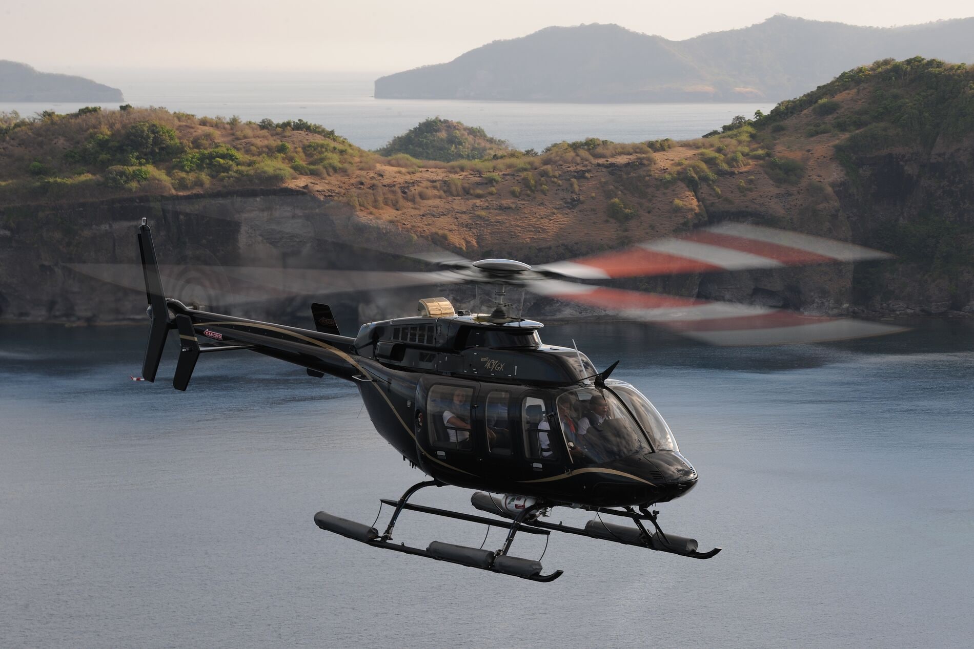 Bell 407 - Public Safety & Utility Helicopter Elevating Technology